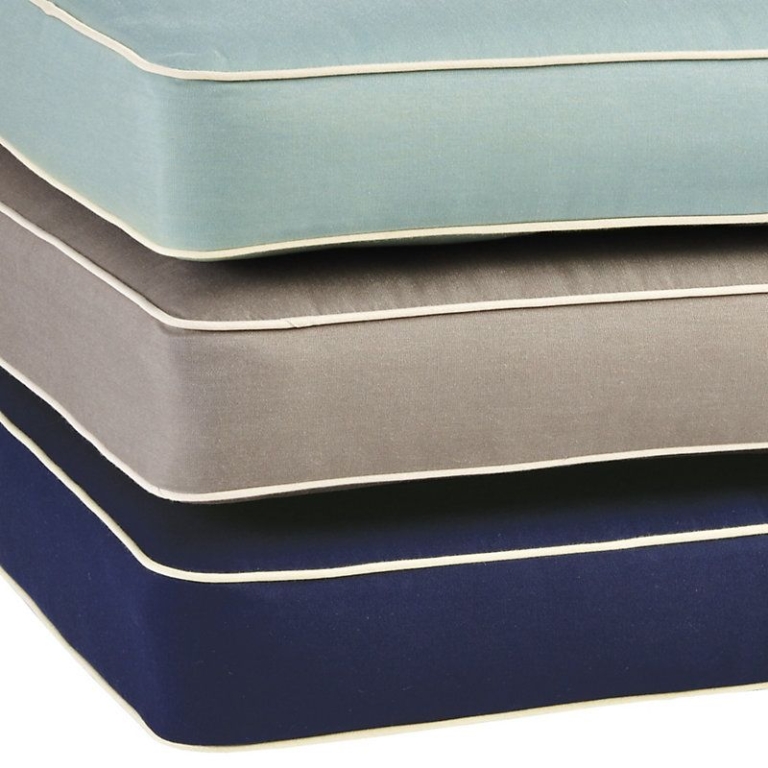 TYPES OF OUTDOOR CUSHIONS - StampinFool.com