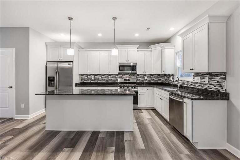 Interior Design Crimes: Mosaic Pencil Tile Backsplash - StampinFool.com