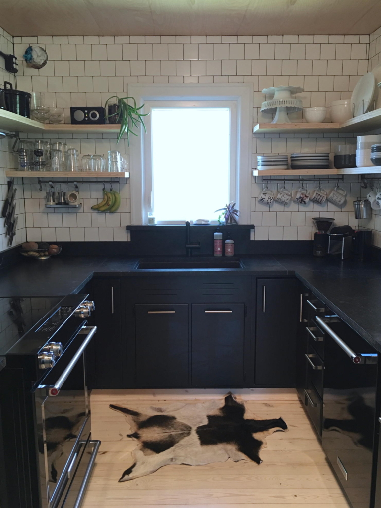 17 DIY Countertops to Instantly Upgrade Your Kitchen on a Tiny Budget